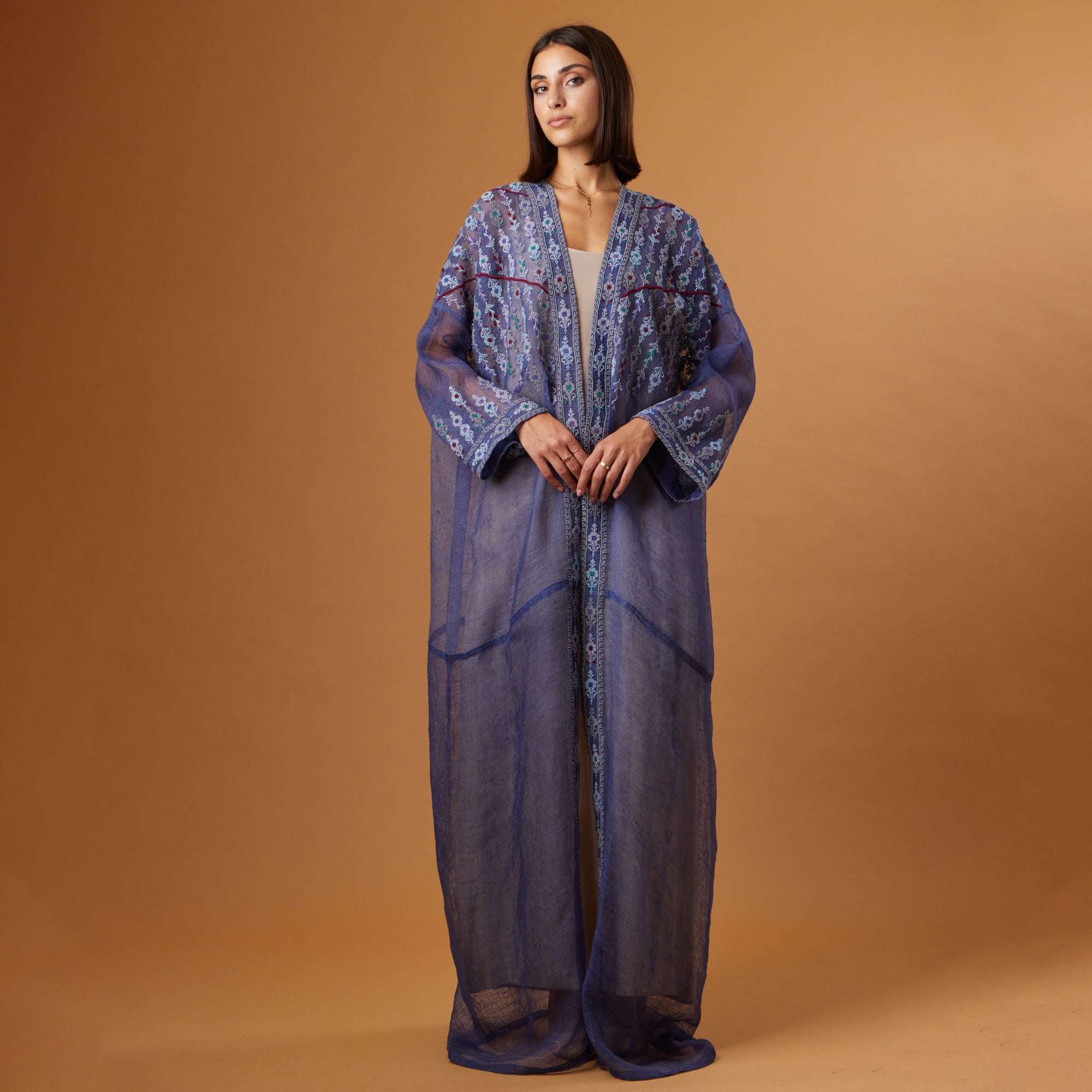 Najaf Abaya-Ward Rumi– Inaash